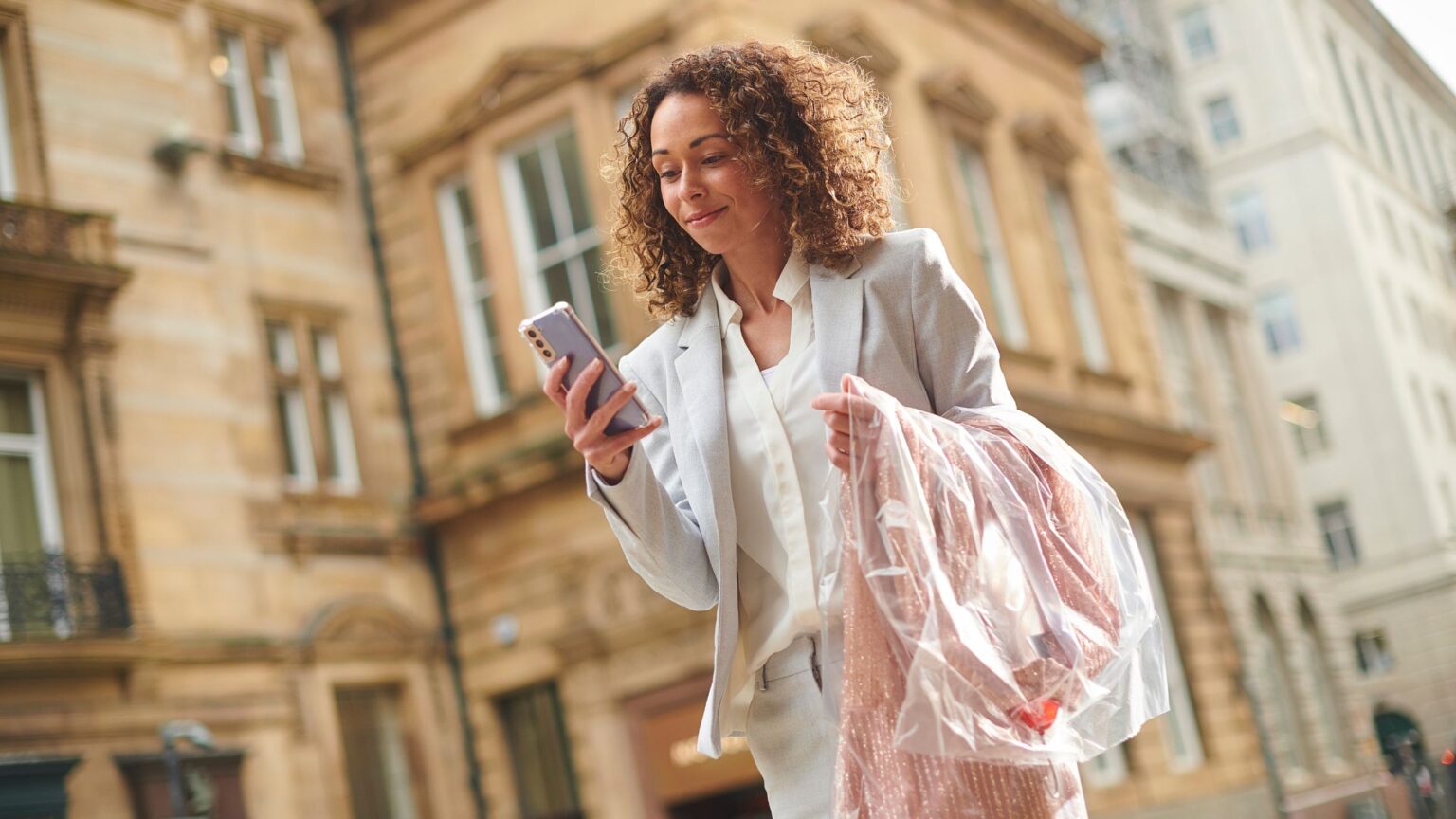 Beginners Guide: Sustainable Laundry Tips | Roberta Lee - The ...